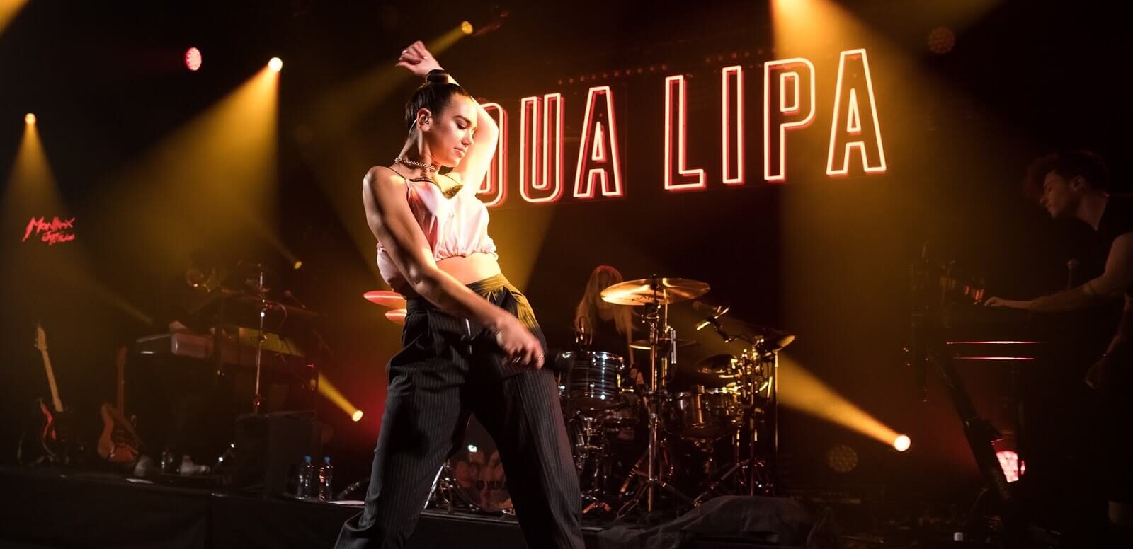 DUA LIPA – neoxfilm